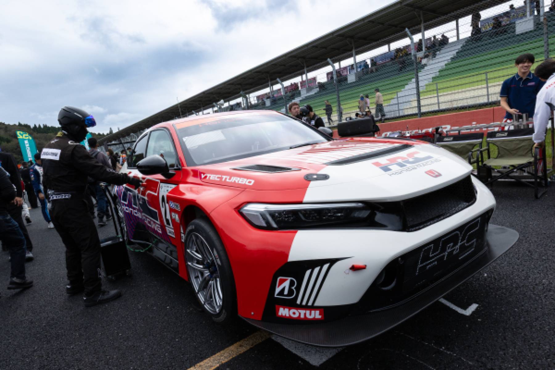 CIVIC TYPE R HRC Concept、クラス最多周回で完走 | Honda.Racing